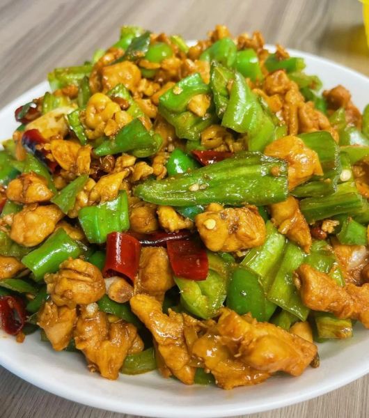 家常辣子鸡丁怎么做_辣子鸡丁怎么炒才够香-第2张图片-山城妙识 家常辣子鸡丁怎么做_辣子鸡丁怎么炒才够香-第2张图片-山城妙识