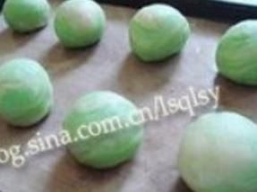 翡翠莲蓉是什么做的_翡翠莲蓉原料有哪些-第1张图片-山城妙识