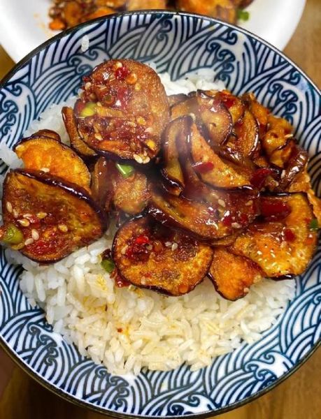 香煎茄子怎么做_香煎茄子用不用焯水-第2张图片-山城妙识