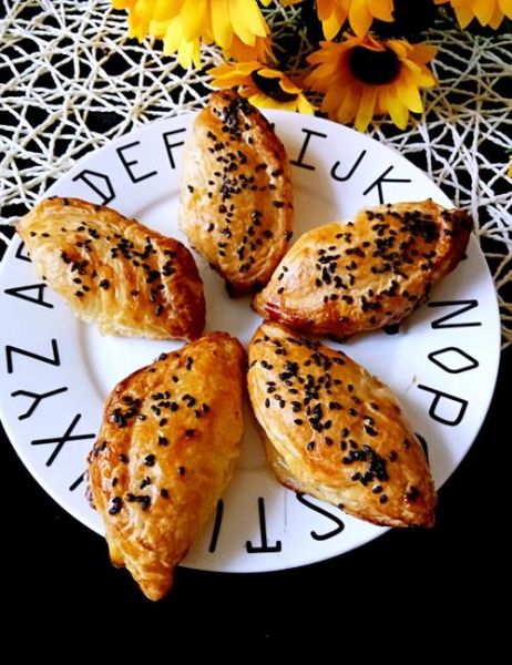 菠萝做什么甜品好吃_菠萝甜品做法大全-第2张图片-山城妙识