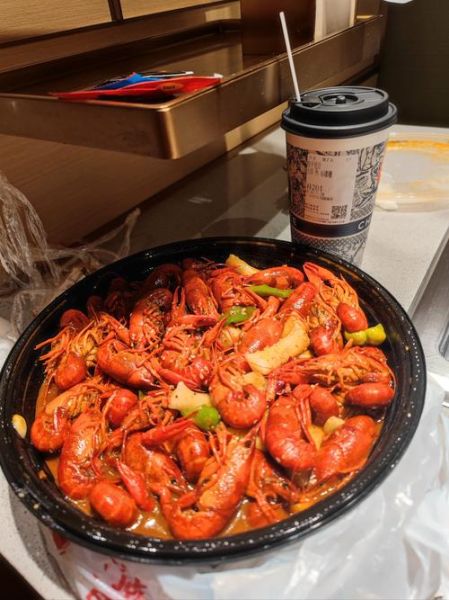 龙虾盖浇饭怎么做_家常龙虾盖浇饭做法大全-第3张图片-山城妙识