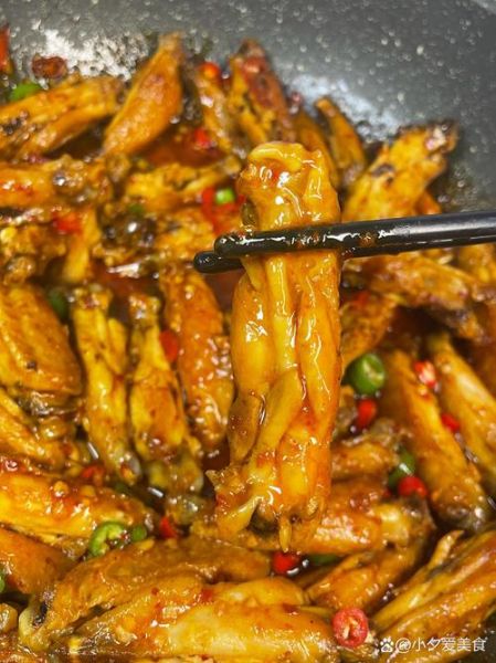 麻辣鸡翅怎么做好吃_麻辣鸡翅最正宗的做法-第1张图片-山城妙识
