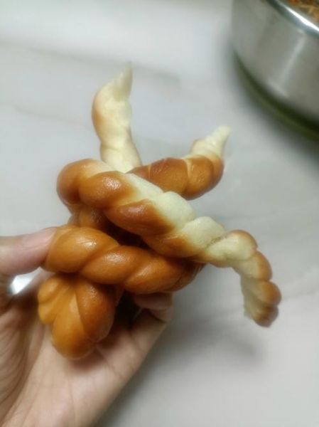 软麻花怎么和面_软麻花和面配方比例-第1张图片-山城妙识