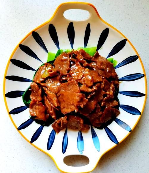 蚝油牛肉王刚怎么做_蚝油牛肉腌制多久才嫩-第1张图片-山城妙识 蚝油牛肉王刚怎么做_蚝油牛肉腌制多久才嫩-第1张图片-山城妙识