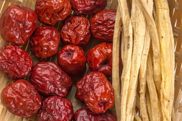 红枣和灰枣哪个好_灰枣和红枣的区别-第3张图片-山城妙识