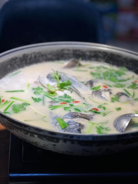 鱼头汤怎么烧不腥_鱼头汤放什么去腥-第3张图片-山城妙识 鱼头汤怎么烧不腥_鱼头汤放什么去腥-第3张图片-山城妙识