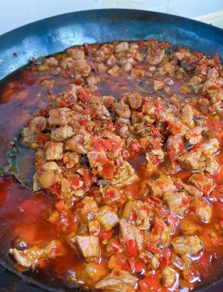 鲜辣椒牛肉酱怎么做_鲜辣椒牛肉酱家常做法-第1张图片-山城妙识