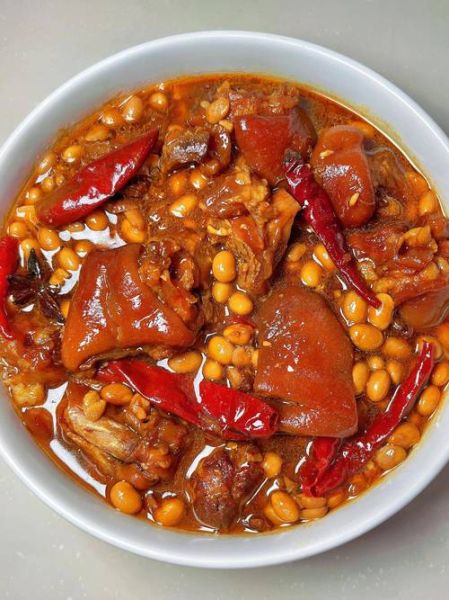 黄豆炖肉怎么炖才软烂_黄豆炖肉需要焯水吗-第2张图片-山城妙识