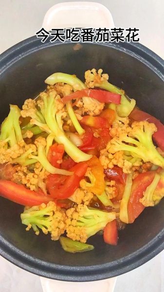 西红柿炒菜花怎么做好吃_西红柿炒菜花要不要焯水-第1张图片-山城妙识
