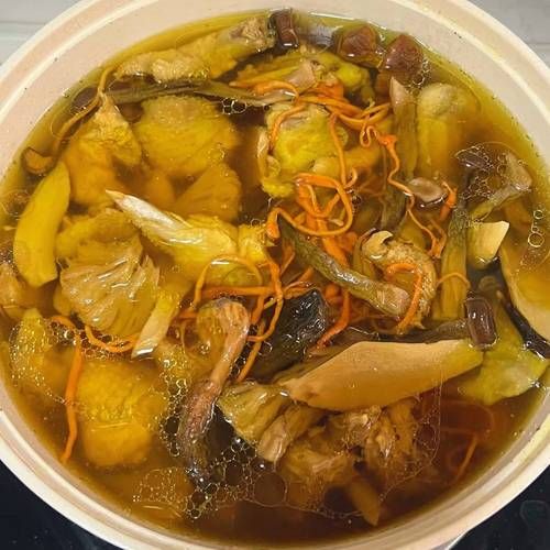 鸡炖蘑菇汤怎么煮_鸡炖蘑菇汤的家常做法-第2张图片-山城妙识