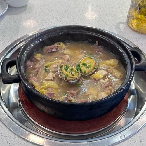 鲜鲍鱼炖鸡汤的做法_鲜鲍鱼炖鸡汤怎么做好吃-第2张图片-山城妙识