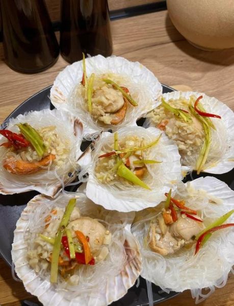 蒜蓉粉丝蒸扇贝怎么做_蒜蓉粉丝蒸扇贝蒸几分钟-第3张图片-山城妙识