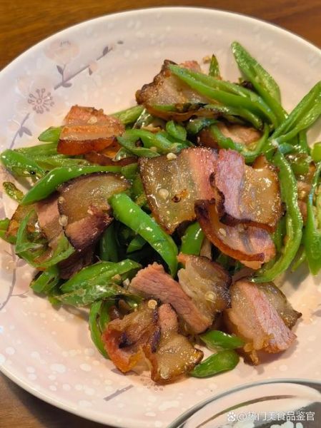 炒熏肉的家常做法_炒熏肉怎么做好吃-第3张图片-山城妙识