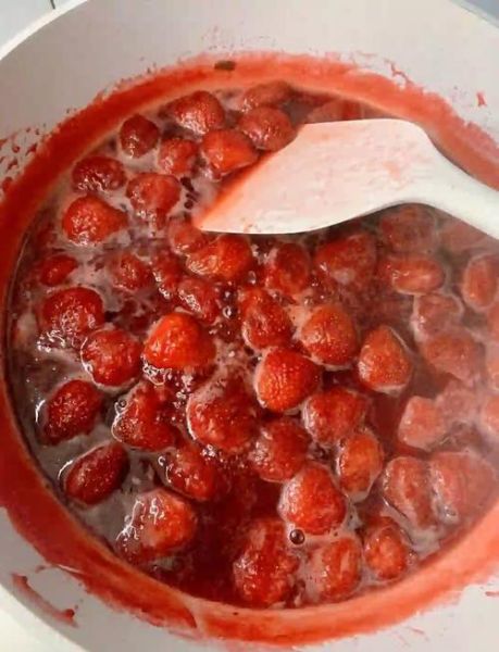 草莓酱怎么做_草莓酱简单好吃做法-第2张图片-山城妙识