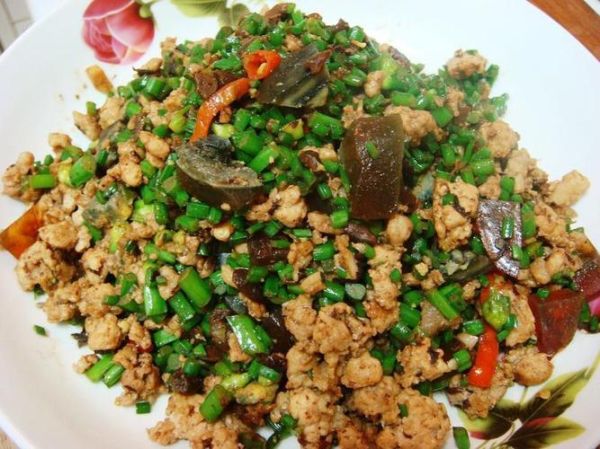 炒苍蝇头怎么做_炒苍蝇头正宗做法-第2张图片-山城妙识 炒苍蝇头怎么做_炒苍蝇头正宗做法-第2张图片-山城妙识