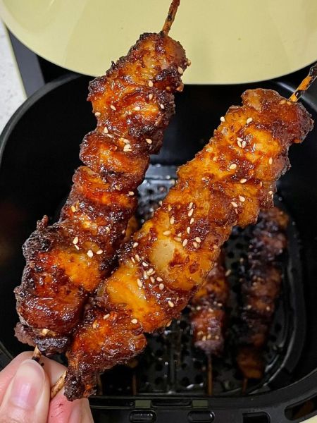 烤五花肉串怎么腌制_烤五花肉串用烤箱还是炭火-第1张图片-山城妙识