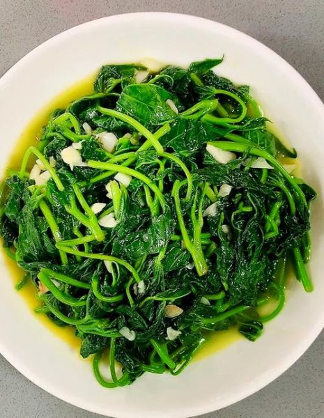 红薯叶子怎么吃_红薯叶子的家常做法-第1张图片-山城妙识