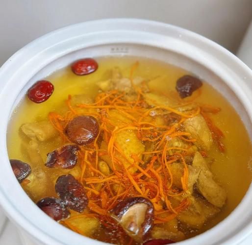 鲍鱼炖鸡汤的家常做法_鲍鱼炖鸡汤怎么炖不腥-第1张图片-山城妙识 鲍鱼炖鸡汤的家常做法_鲍鱼炖鸡汤怎么炖不腥-第1张图片-山城妙识