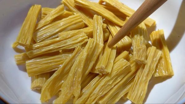 腐竹怎么快速泡开_腐竹泡多久才软-第3张图片-山城妙识