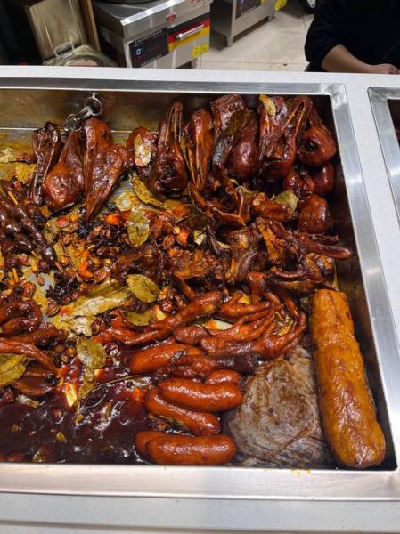 麻辣鸭脖利润怎么样_开鸭脖店一年能赚多少钱-第1张图片-山城妙识