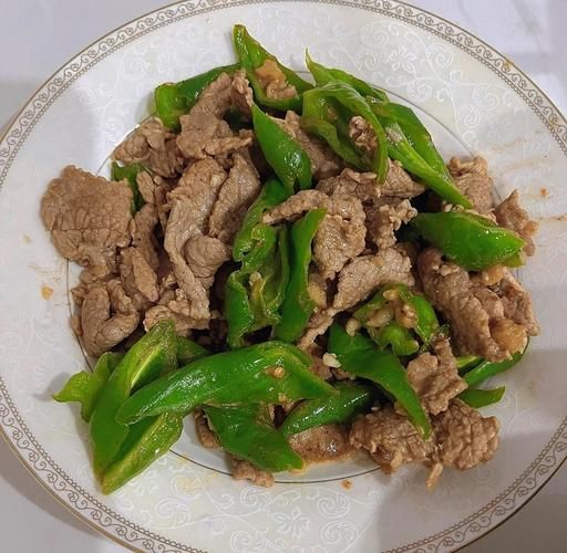 青椒炒牛肉热量高吗_适合减脂期吃吗-第3张图片-山城妙识 青椒炒牛肉热量高吗_适合减脂期吃吗-第3张图片-山城妙识
