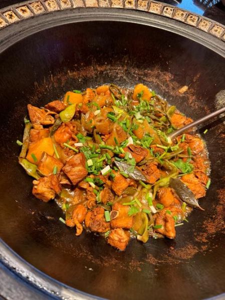 炖肉怎么炖法_炖肉用什么锅最好-第1张图片-山城妙识 炖肉怎么炖法_炖肉用什么锅最好-第1张图片-山城妙识