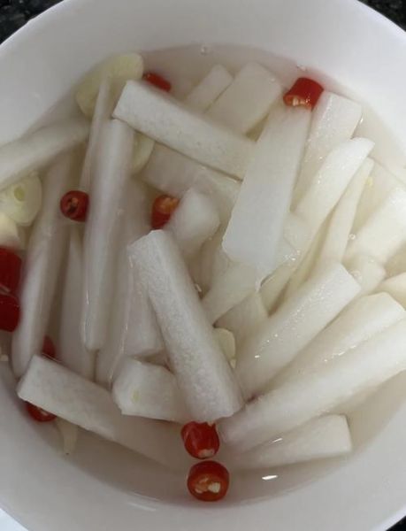 白萝卜泡菜怎么做_白萝卜泡菜要腌多久-第1张图片-山城妙识
