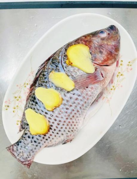 红烧罗非鱼怎么做_罗非鱼去腥技巧-第3张图片-山城妙识