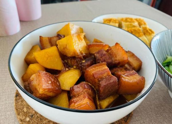 黄磊红烧肉怎么做_黄磊红烧肉配方比例-第2张图片-山城妙识 黄磊红烧肉怎么做_黄磊红烧肉配方比例-第2张图片-山城妙识