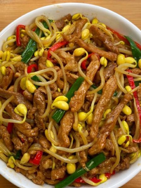 豆芽炒肉丝怎么做_豆芽炒肉丝的家常做法-第1张图片-山城妙识