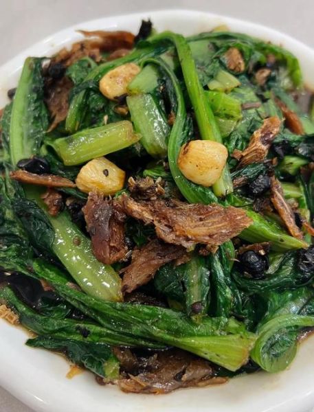 豆豉鱼油麦菜怎么做_豆豉鱼油麦菜最正宗的做法-第1张图片-山城妙识