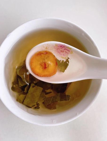 荷叶能减肥吗_荷叶茶减肥原理-第2张图片-山城妙识 荷叶能减肥吗_荷叶茶减肥原理-第2张图片-山城妙识