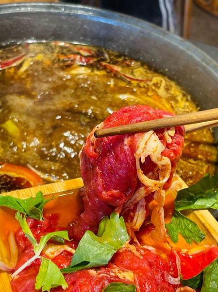 酸菜牛肉汤锅怎么做_酸菜牛肉汤锅做法大全-第1张图片-山城妙识