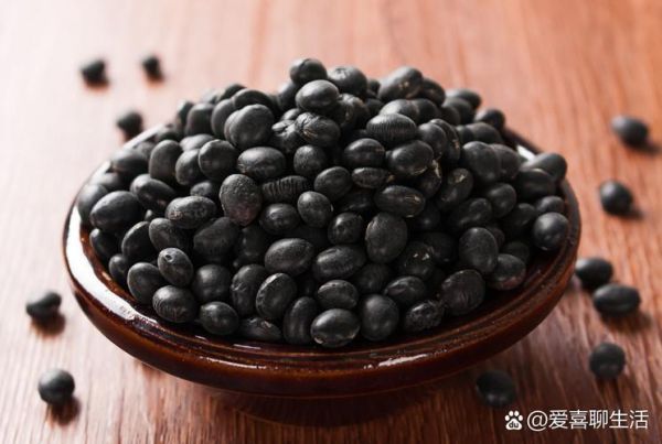 黑豆怎么炒熟最简单_炒黑豆不糊锅技巧-第1张图片-山城妙识