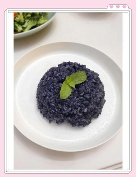 乌米饭的营养价值与功效_乌米饭怎么做才好吃-第1张图片-山城妙识 乌米饭的营养价值与功效_乌米饭怎么做才好吃-第1张图片-山城妙识