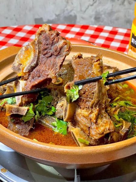 家庭牛排怎么做_煎牛排用什么锅最好-第1张图片-山城妙识