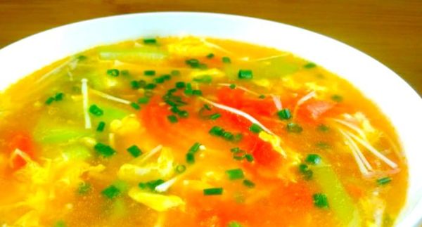 西红柿丝瓜汤的做法_西红柿丝瓜汤的功效-第2张图片-山城妙识 西红柿丝瓜汤的做法_西红柿丝瓜汤的功效-第2张图片-山城妙识