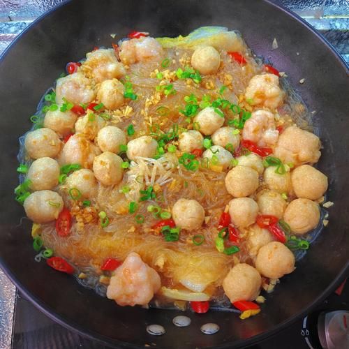 蒜蓉粉丝虾滑怎么做_蒜蓉粉丝虾滑热量高吗-第3张图片-山城妙识