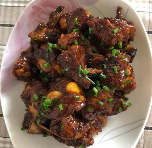 酸甜排骨饭怎么做_酸甜排骨饭热量高吗-第1张图片-山城妙识