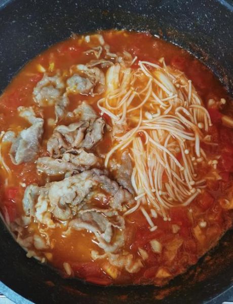 金针菇肥牛番茄锅怎么做_金针菇肥牛番茄锅热量高吗-第2张图片-山城妙识 金针菇肥牛番茄锅怎么做_金针菇肥牛番茄锅热量高吗-第2张图片-山城妙识