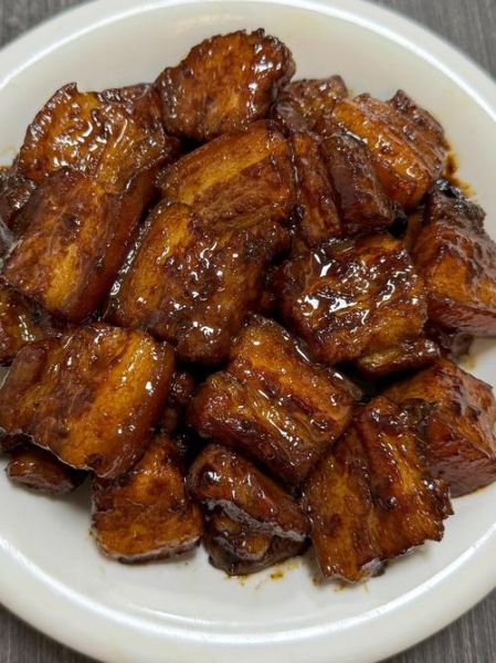 红烧肉怎么炖才不柴_红烧肉软烂秘诀-第1张图片-山城妙识 红烧肉怎么炖才不柴_红烧肉软烂秘诀-第1张图片-山城妙识