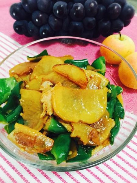 青椒土豆片炒肉怎么做_青椒土豆片炒肉先炒肉还是先炒土豆-第2张图片-山城妙识