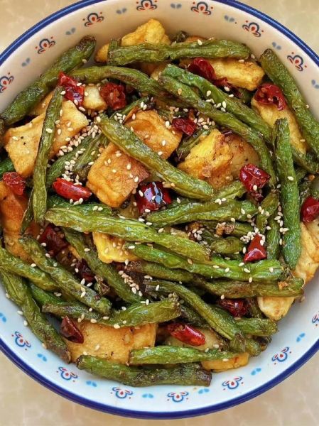 干煸刀豆怎么做_干煸刀豆要不要焯水-第2张图片-山城妙识