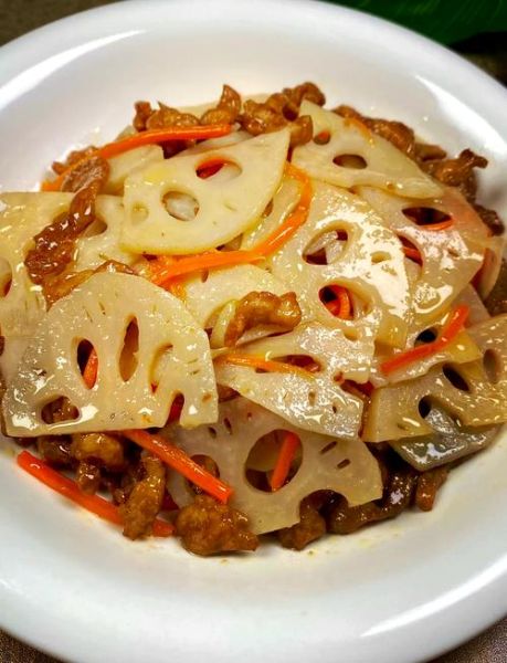 藕片炒肉怎么做_藕片炒肉先炒藕还是先炒肉-第3张图片-山城妙识