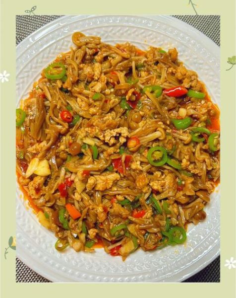 金针菇炒猪肉怎么做好吃_金针菇炒猪肉做法大全-第1张图片-山城妙识 金针菇炒猪肉怎么做好吃_金针菇炒猪肉做法大全-第1张图片-山城妙识