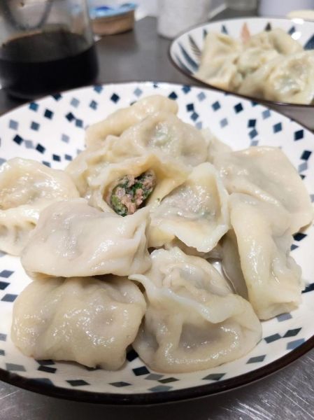 香菜饺子的危害_吃香菜饺子会中毒吗-第3张图片-山城妙识