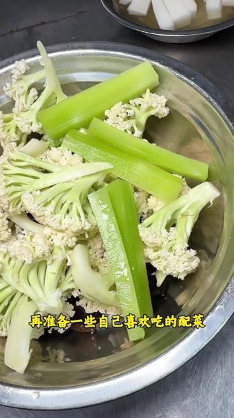 酸菜乌鱼汤怎么做_酸菜乌鱼汤的做法窍门-第3张图片-山城妙识