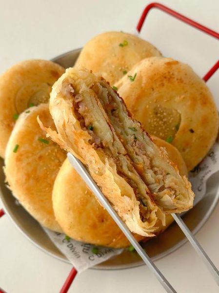 酥饼怎么做_酥饼的做法视频教程-第1张图片-山城妙识