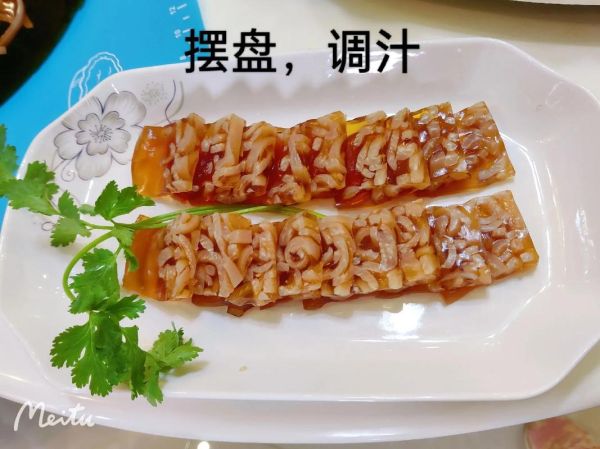 肉皮冻怎么做_肉皮冻的家常做法大全-第2张图片-山城妙识