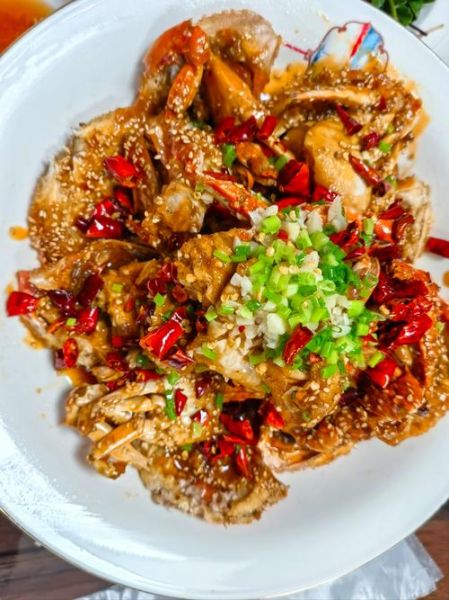 香辣蟹最正宗的做法_香辣蟹怎么做才够味-第1张图片-山城妙识